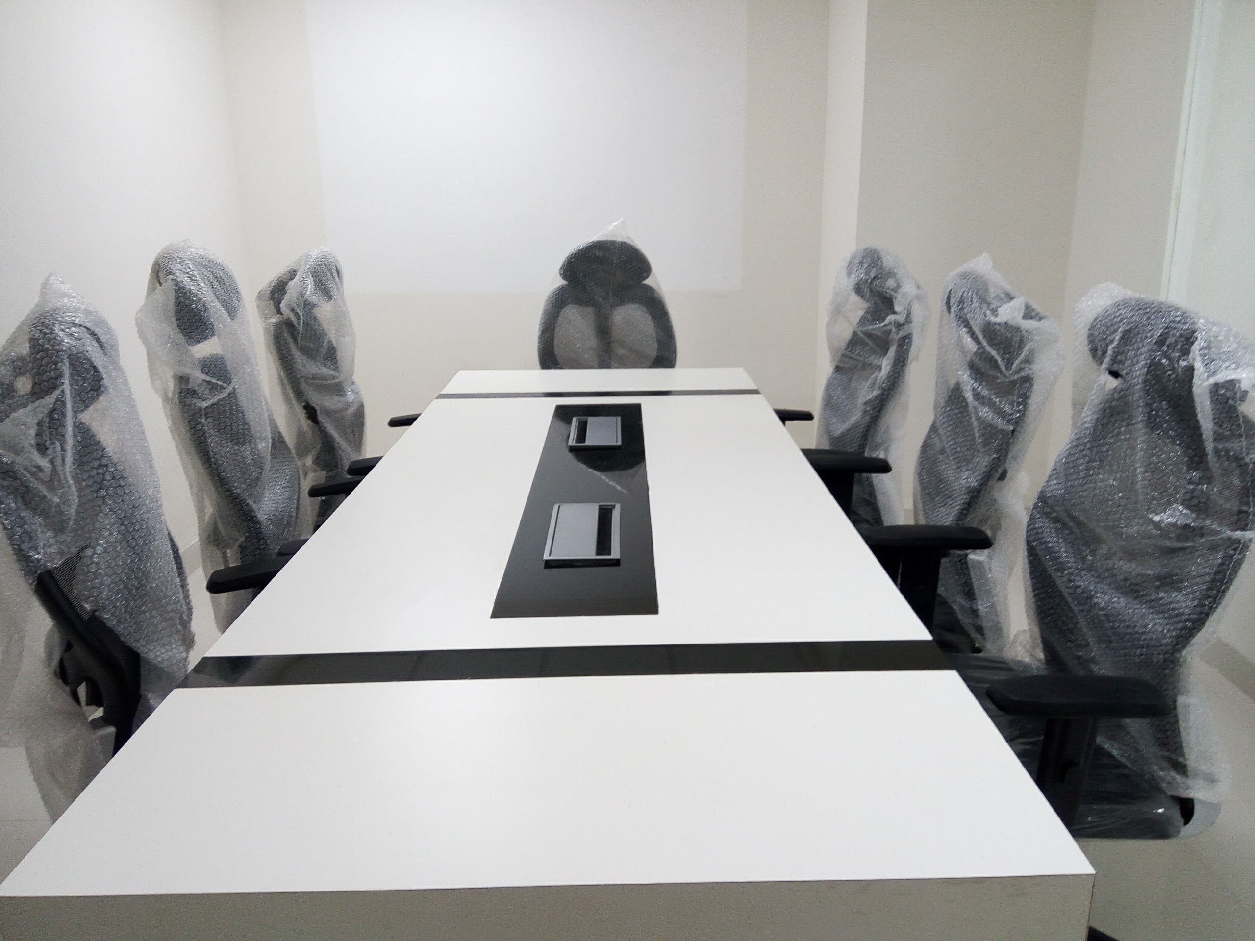 Serve Desk - VTC Gallery