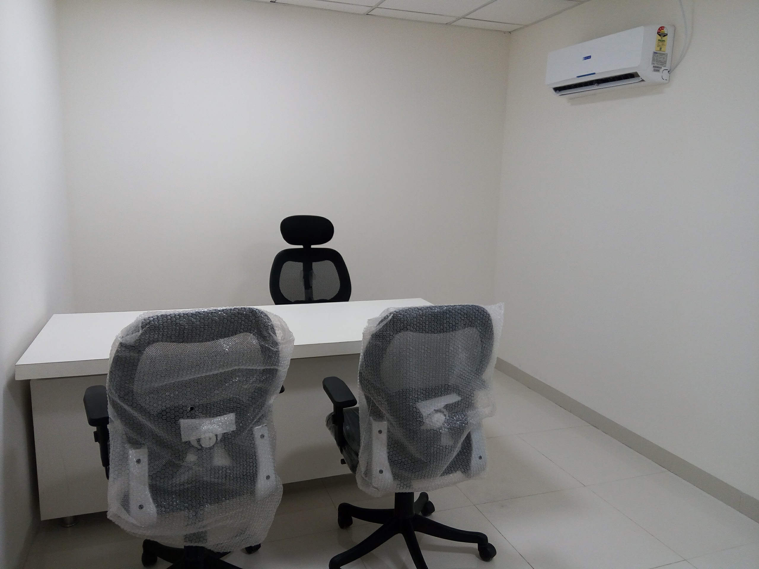 Serve Desk - VTC Gallery